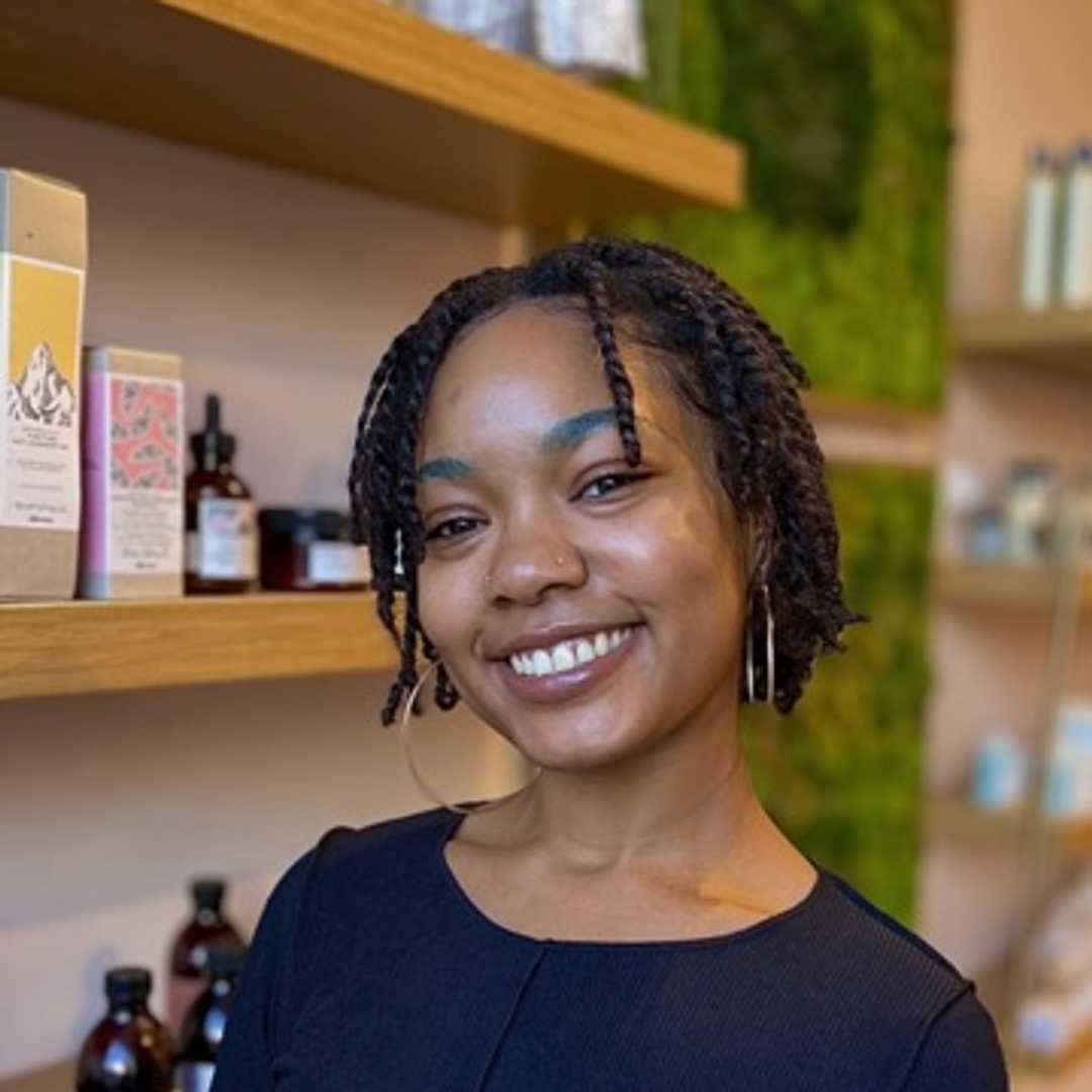 Meet Our Team - Sydne | [salon] 718